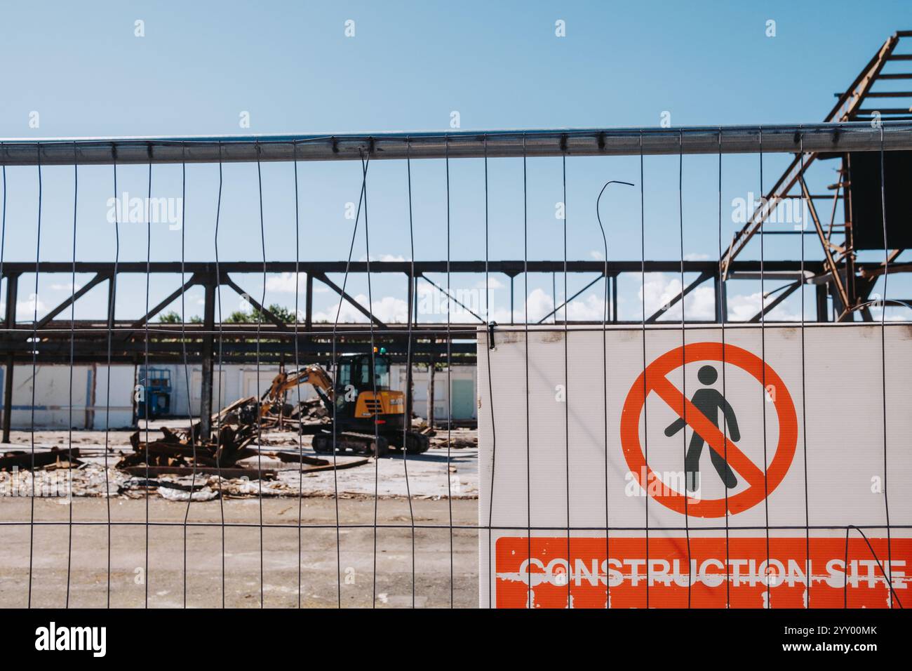 Newcastle UK: 8th July 2024: Scotswood Road car showroom demolition ...