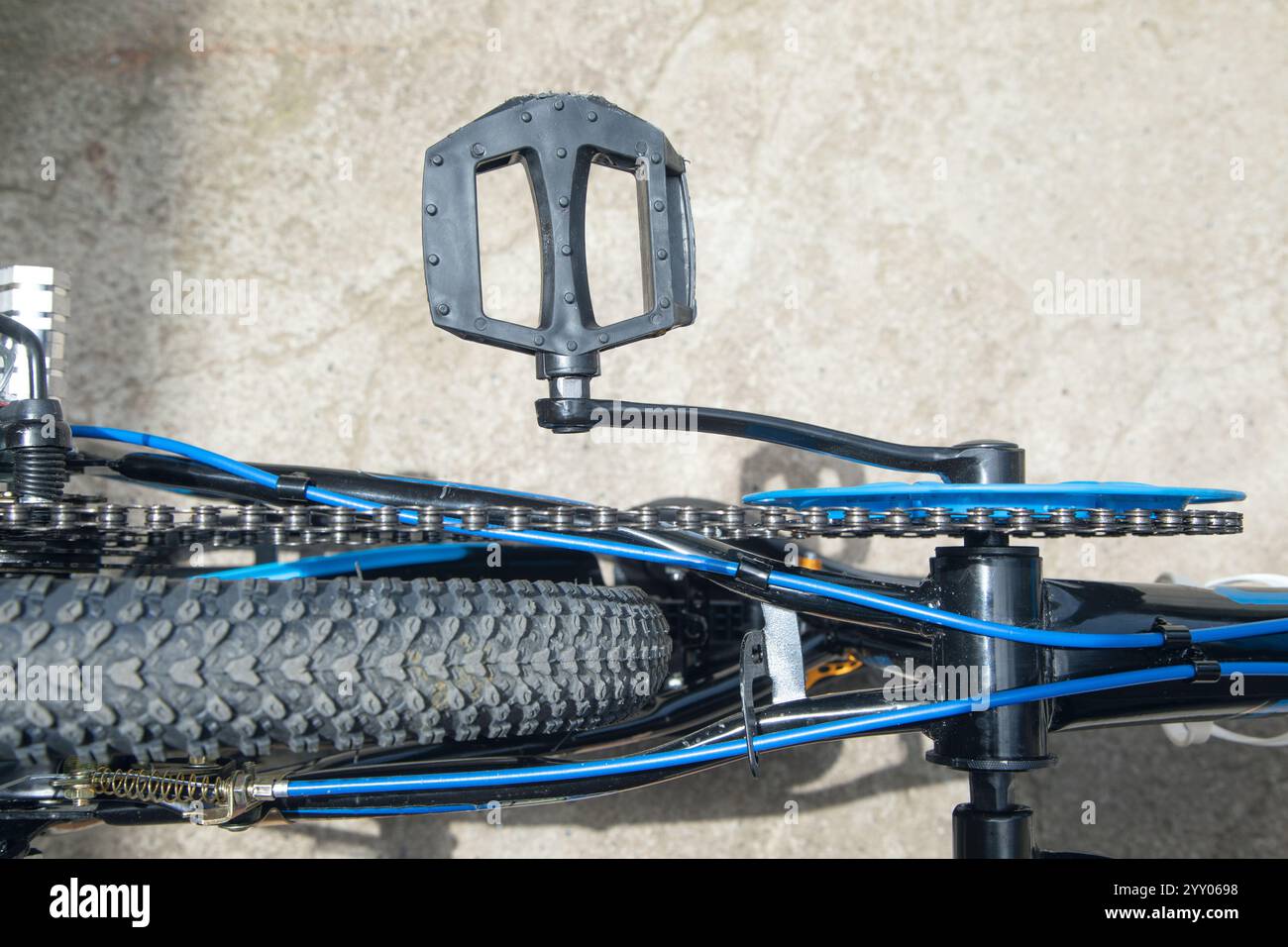 Bicycle chains and parts.Transport. Hobby Stock Photo - Alamy