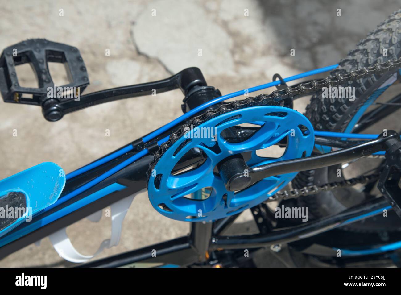 Bicycle chains and parts.Transport. Hobby Stock Photo - Alamy