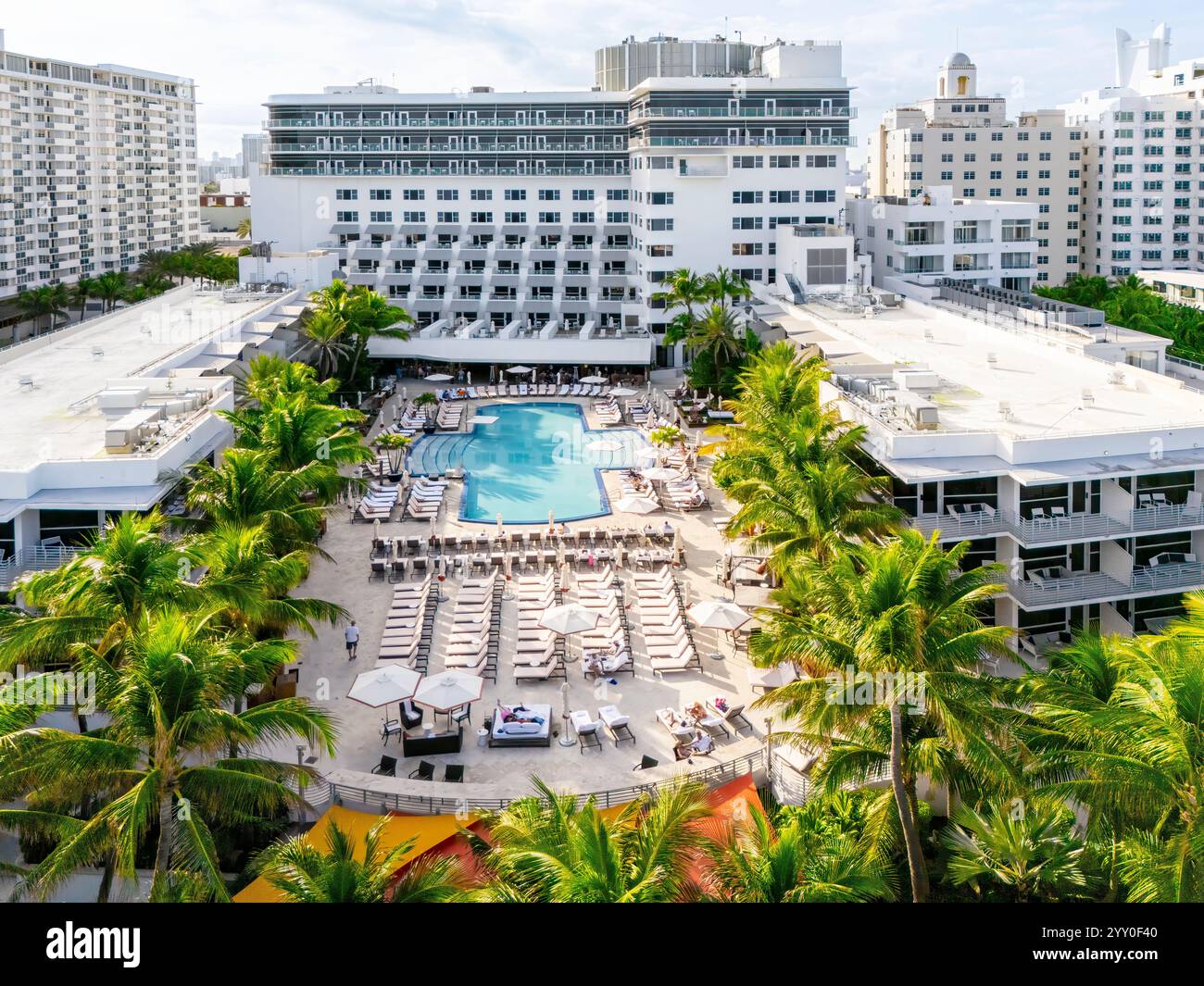The Ritz-Carlton Miami Beach embodies timeless luxury and elegance ...