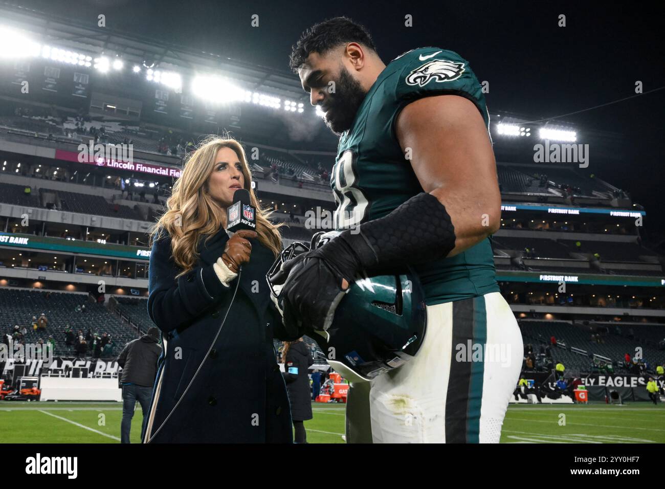 NFL Network reporter Sara Walsh interviews Philadelphia Eagles ...