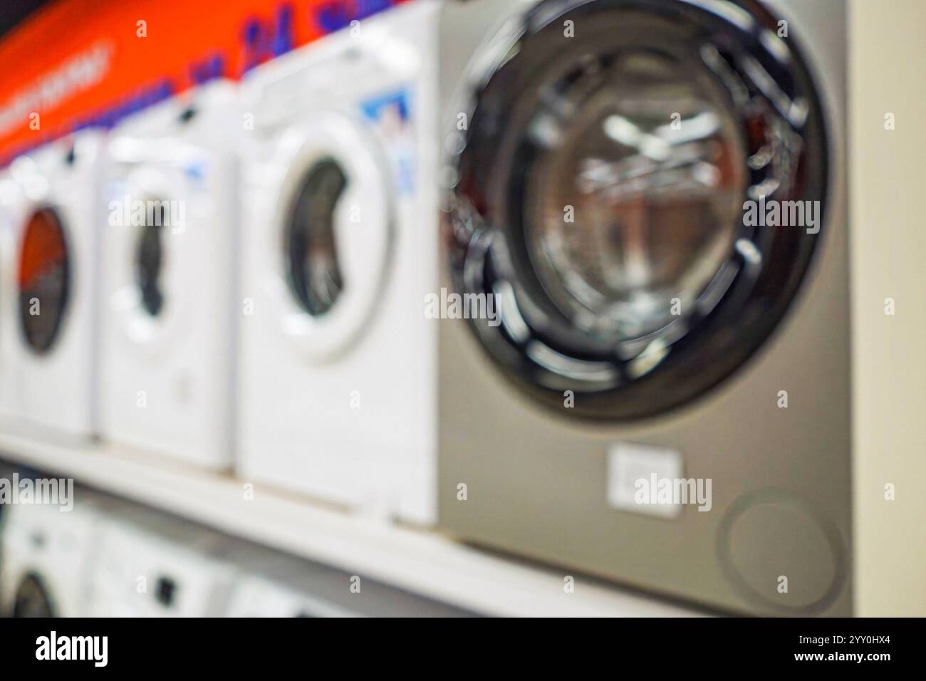 Washing machines drum machine hi-res stock photography and images - Alamy