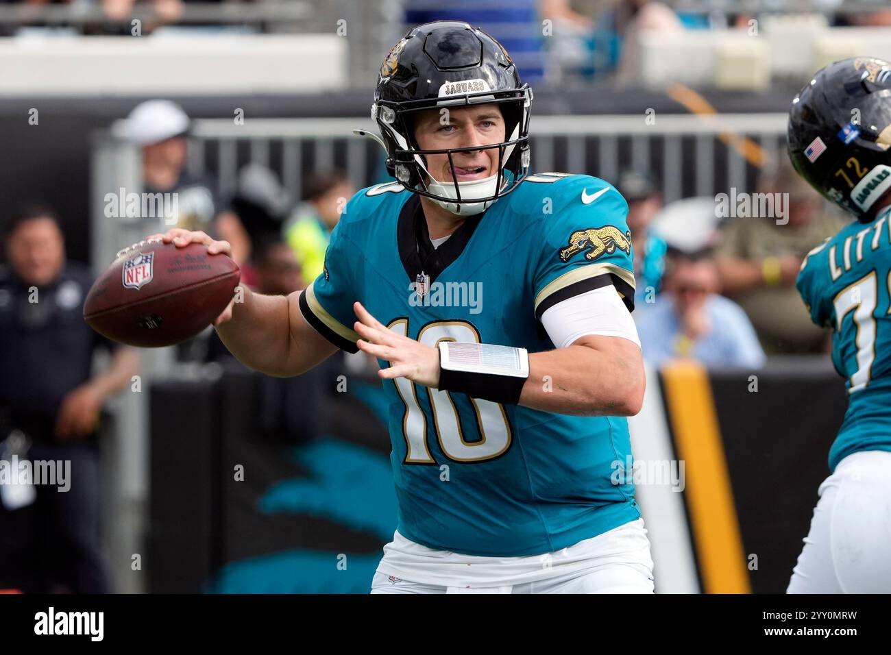 Jacksonville Jaguars quarterback Mac Jones throws a pass against the ...