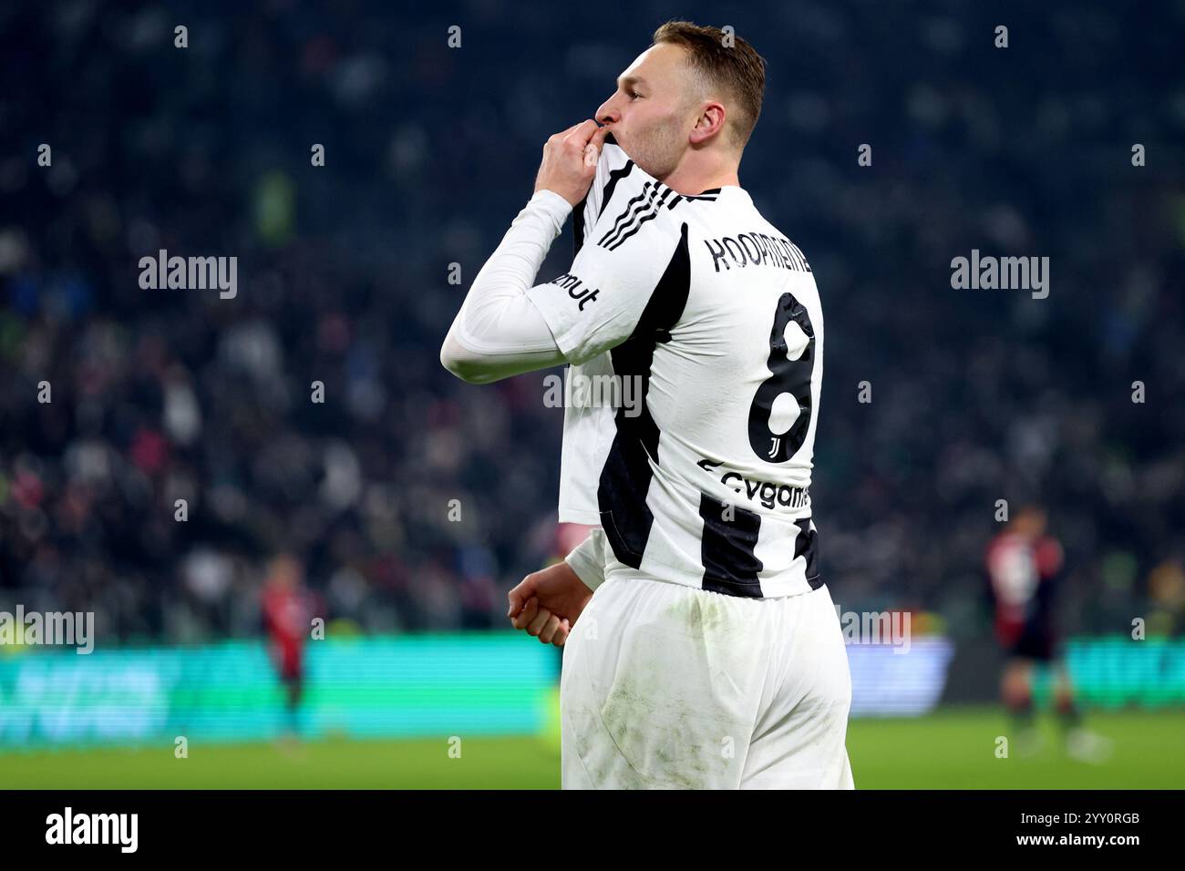 Teun Koopmeiners of Juventus Fc celebrates after scoring a goal during ...