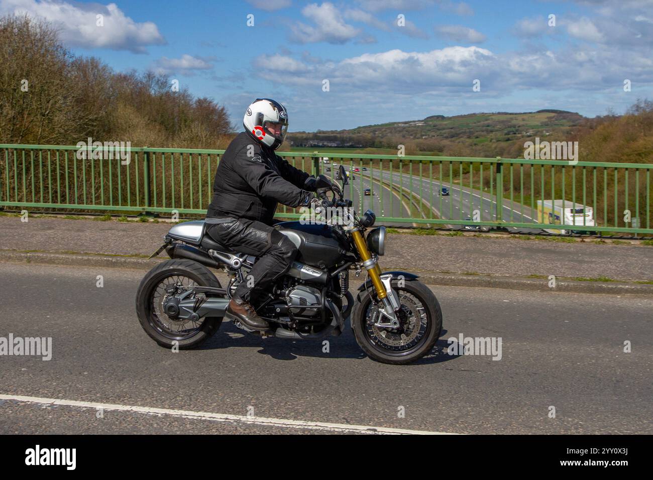 2017 black BMW R NINET 1170cc motorcycle, BMW R nineT Drivetrain. Air ...