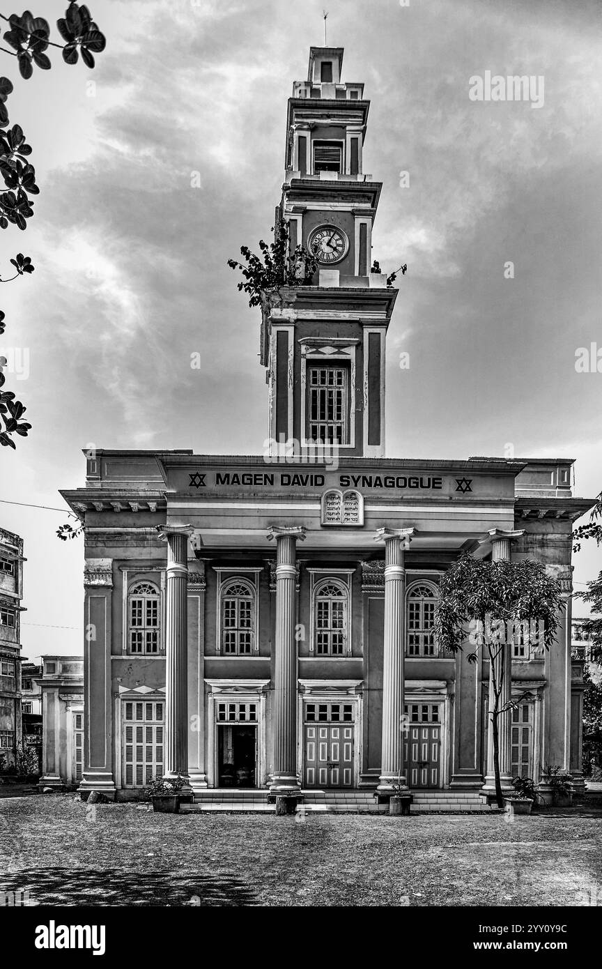 10 22 2004 Vintage Old Black and White Photo of Magen David Synagogue ...
