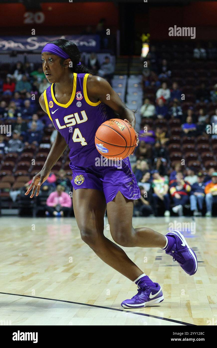 UNCASVILLE, CT - DECEMBER 17: LSU Lady Tigers guard Flau'Jae Johnson (4 ...