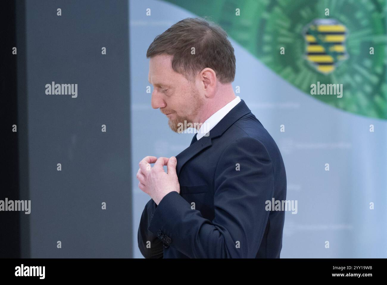 Dresden, Germany. 18th Dec, 2024. Michael Kretschmer (CDU) stands in ...