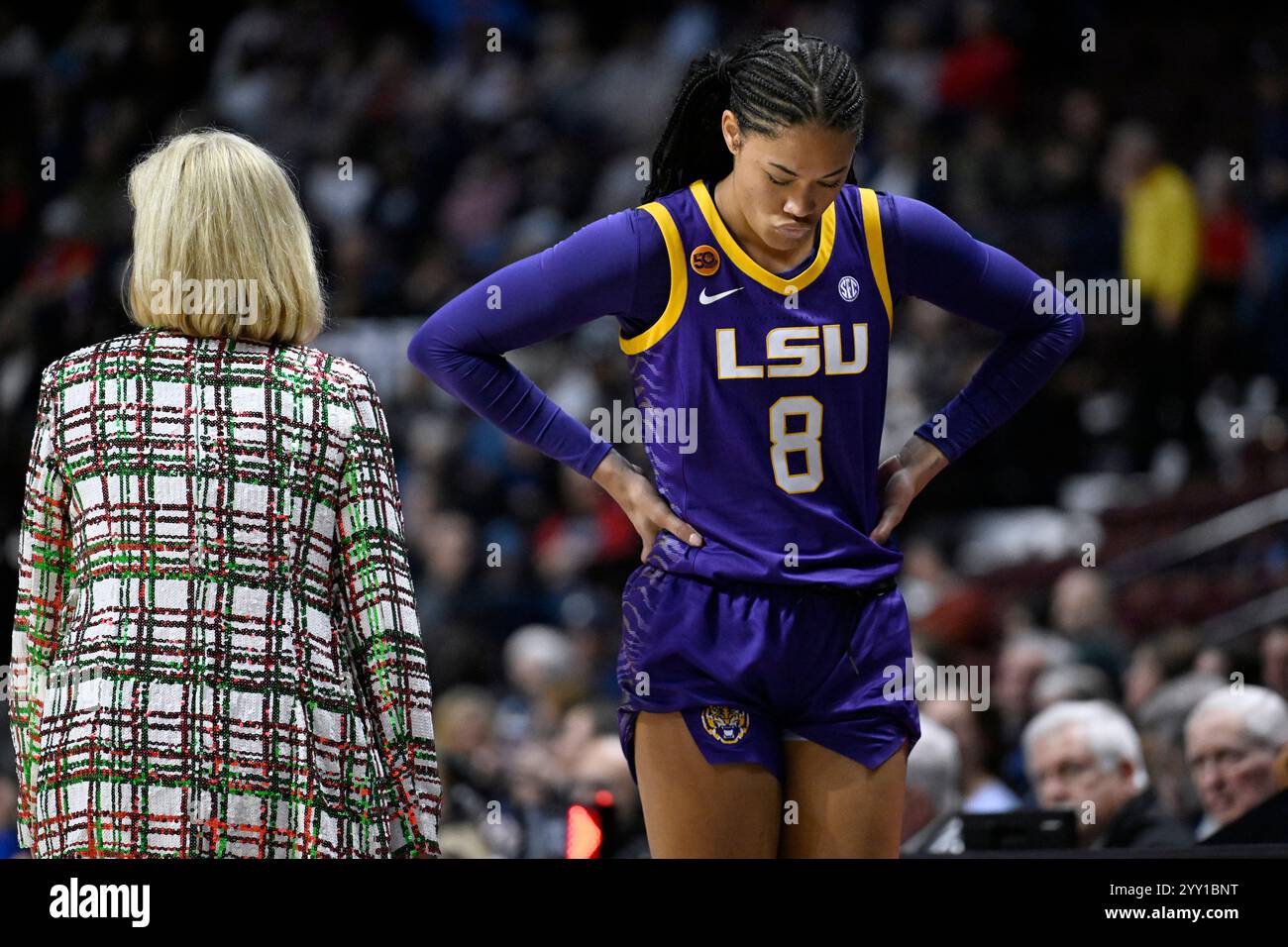 LSU forward Jersey Wolfenbarger (8) reacts after talking with LSU head ...