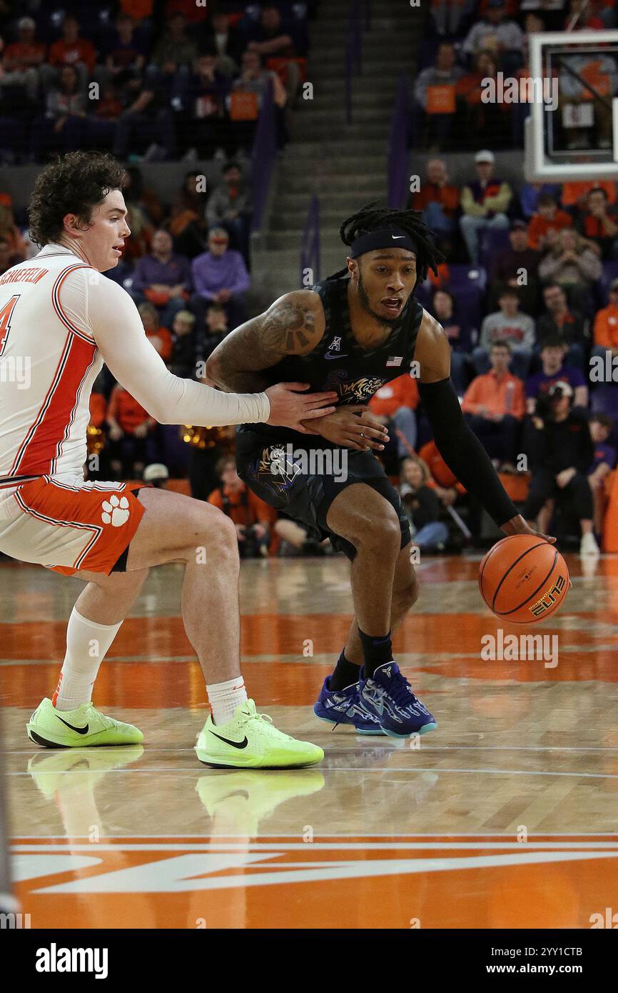 CLEMSON, SC - DECEMBER 14: Clemson Tigers forward Ian Schieffelin (4 ...