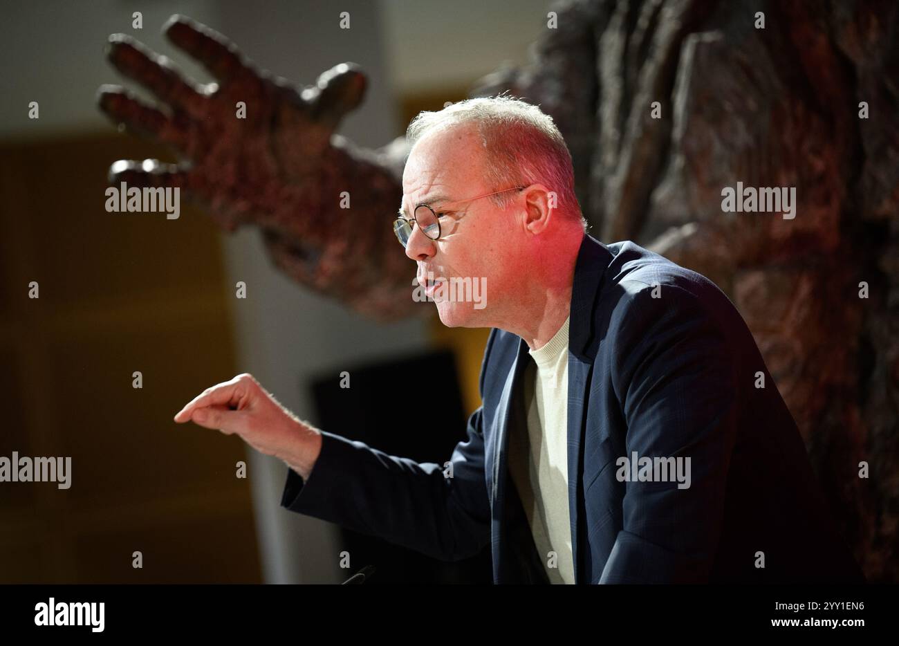 Berlin, Germany. 18th Dec, 2024. Matthias Miersch, SPD General ...