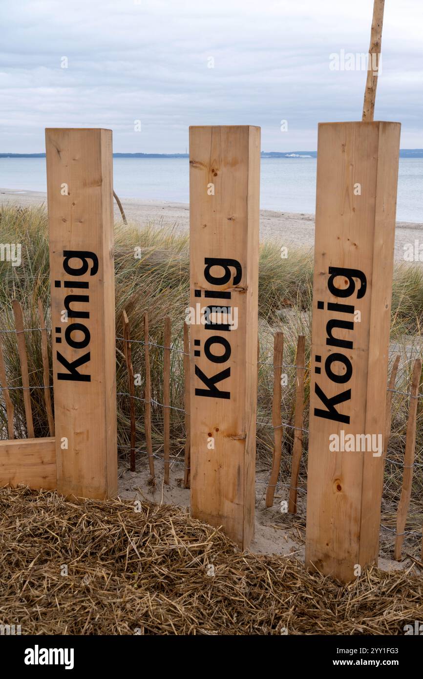 Binz, Germany. 18th Dec, 2024. A designer nativity scene stands on the ...