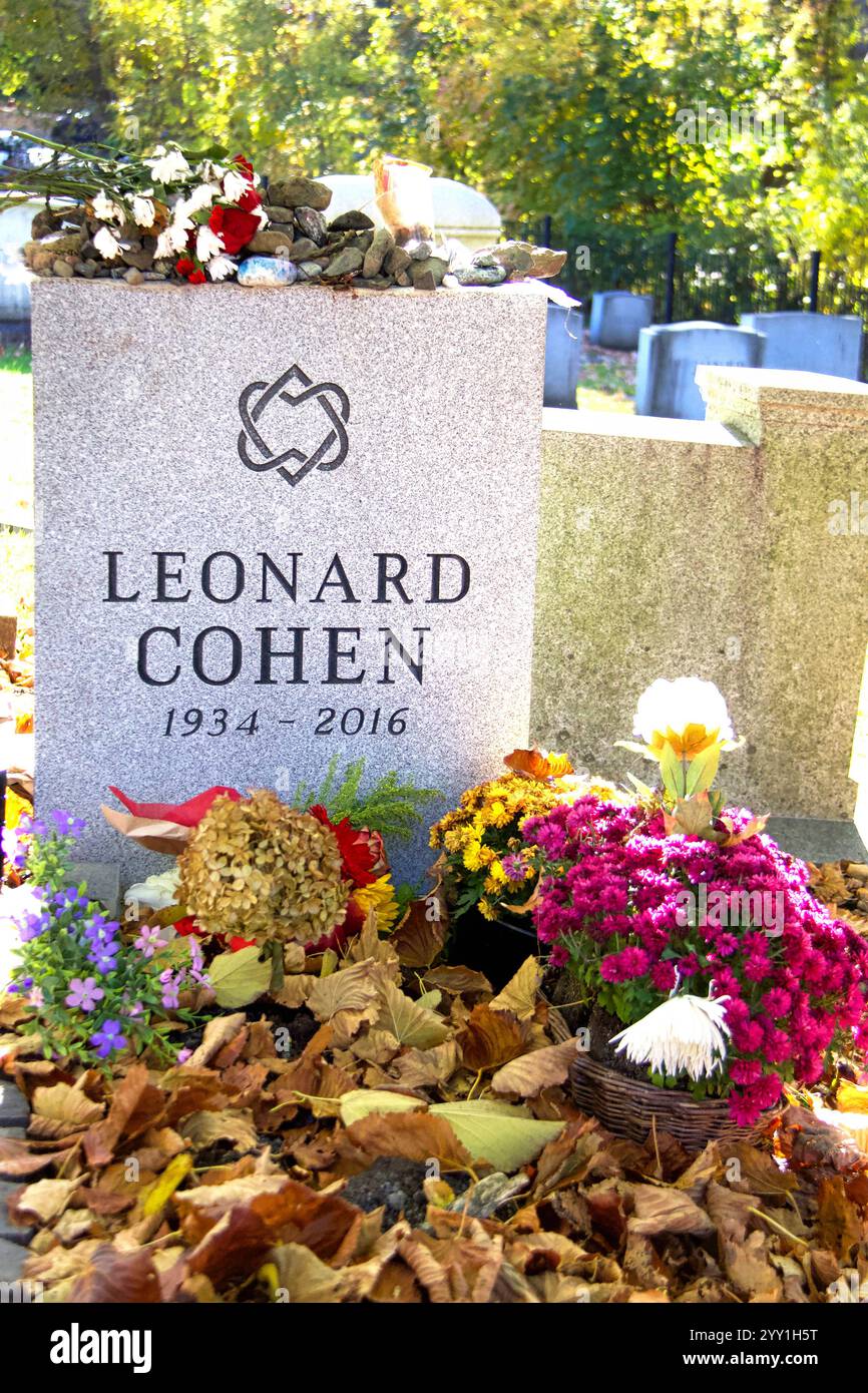 Leonard cohen remembrance hi-res stock photography and images - Alamy