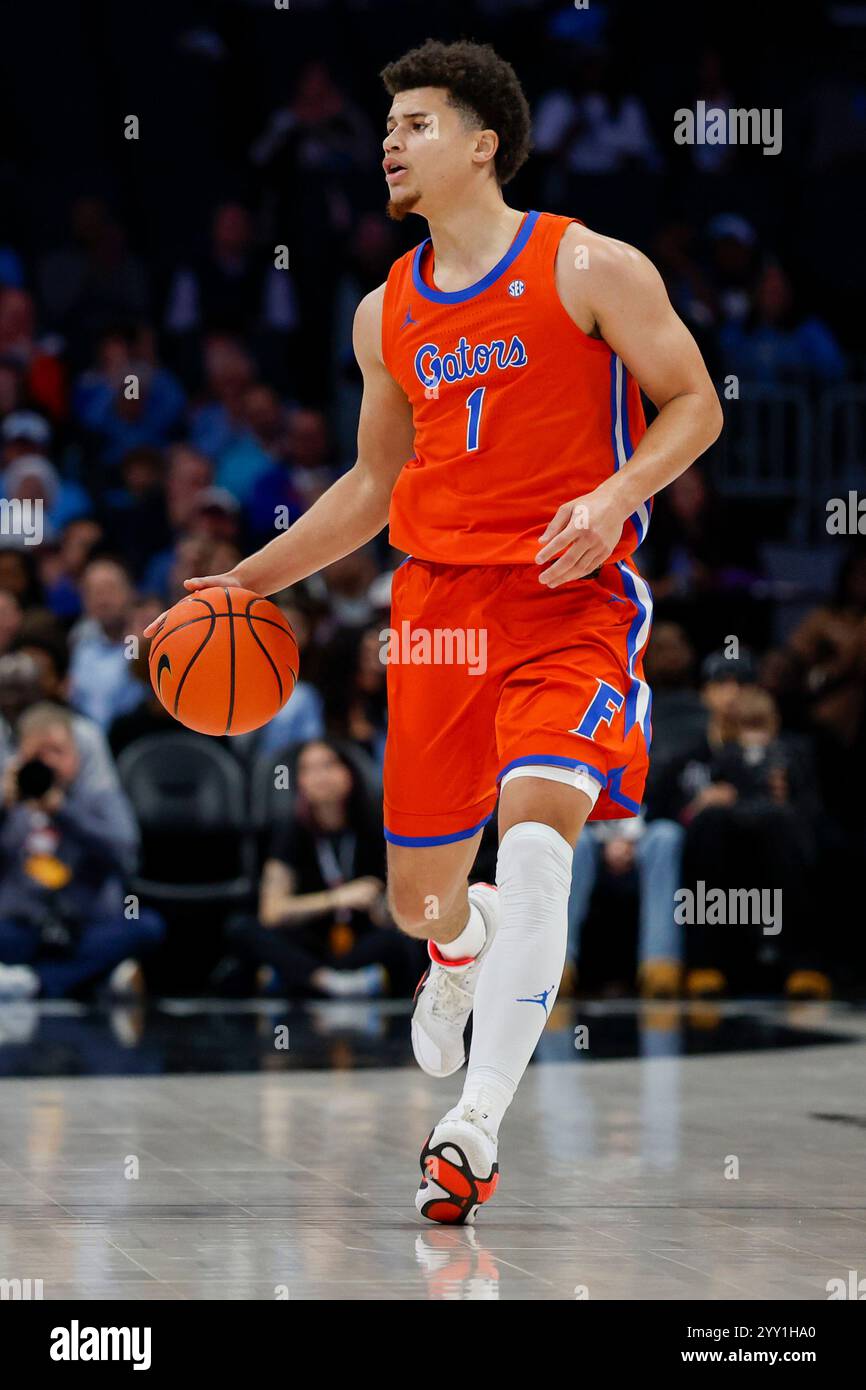 Florida guard Walter Clayton Jr. brings the ball upcourt during the ...