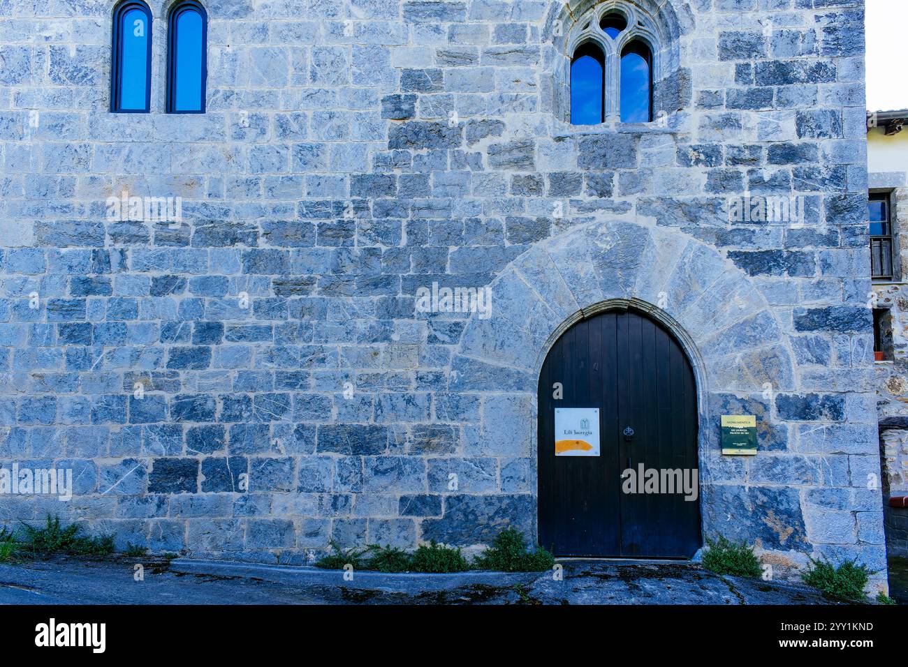 Detail of a semicircular arch door. The Lili Palace is an architectural ...