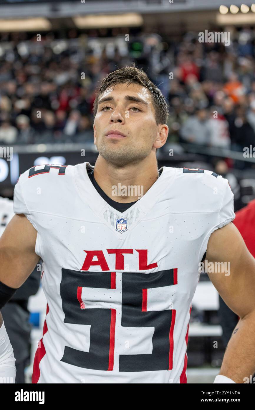 Atlanta Falcons linebacker Kaden Elliss (55) stands for the national ...