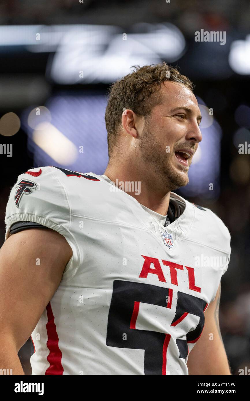 Atlanta Falcons linebacker Nate Landman (53) warms up before playing ...