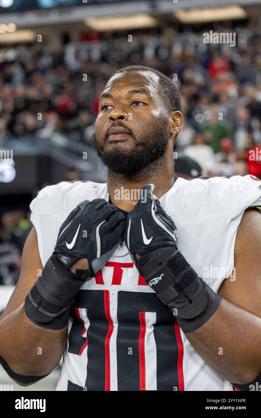 Atlanta Falcons defensive lineman David Onyemata (90) stands for the ...