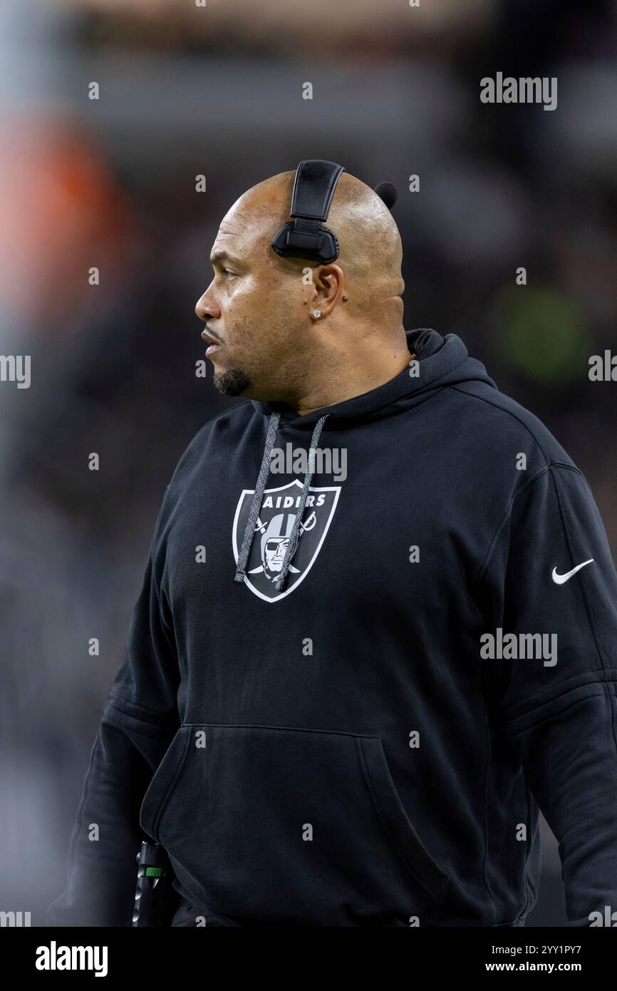 Las Vegas Raiders head coach Antonio Pierce coaches against the Atlanta ...