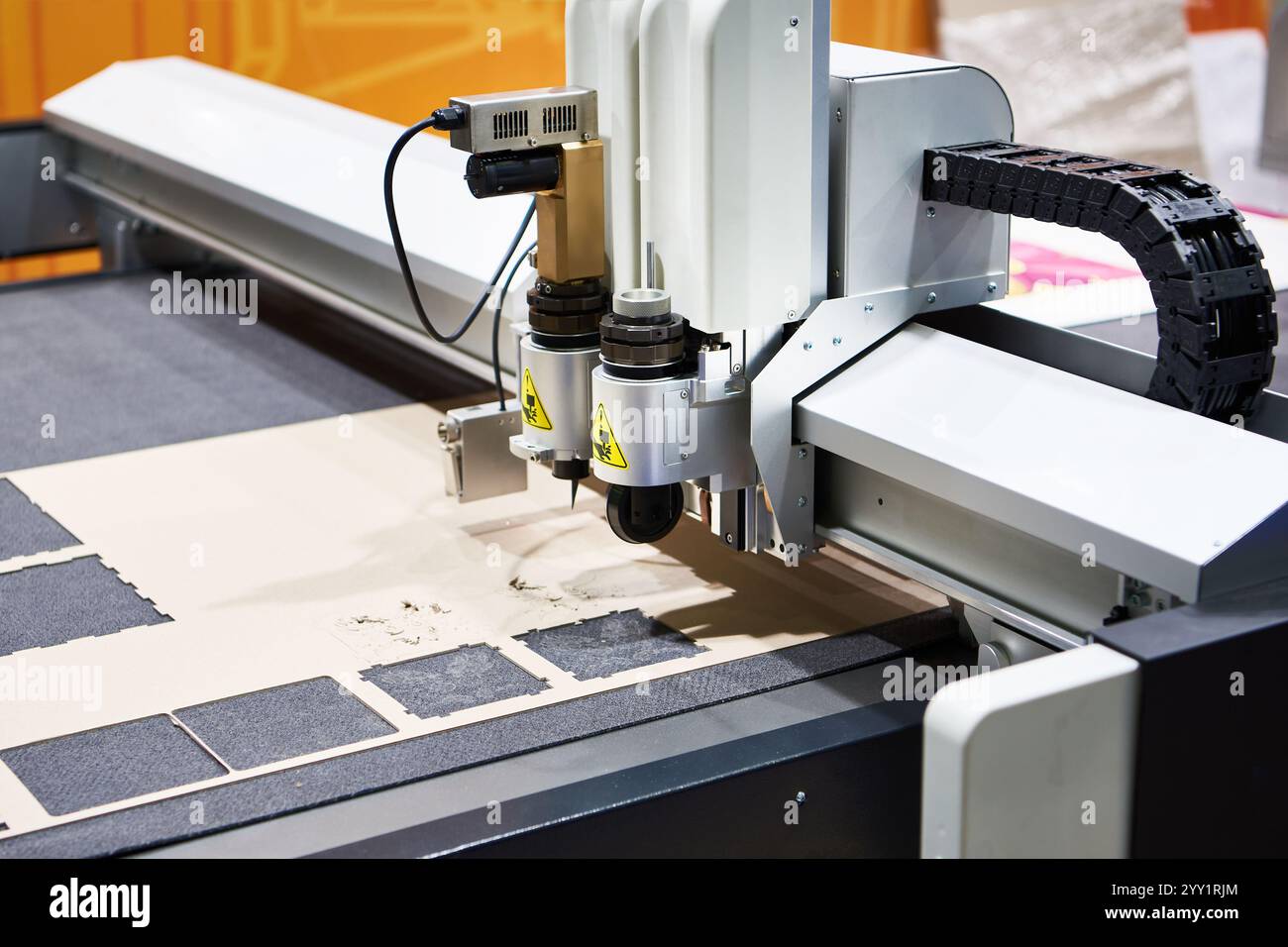 Automatic operation system hi-res stock photography and images - Alamy