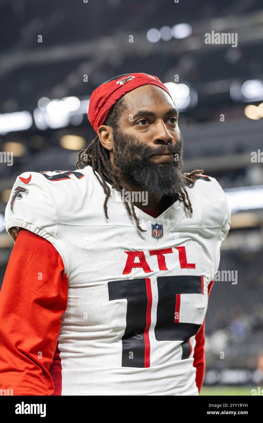 Atlanta Falcons linebacker Matthew Judon (15) walks off the field after ...