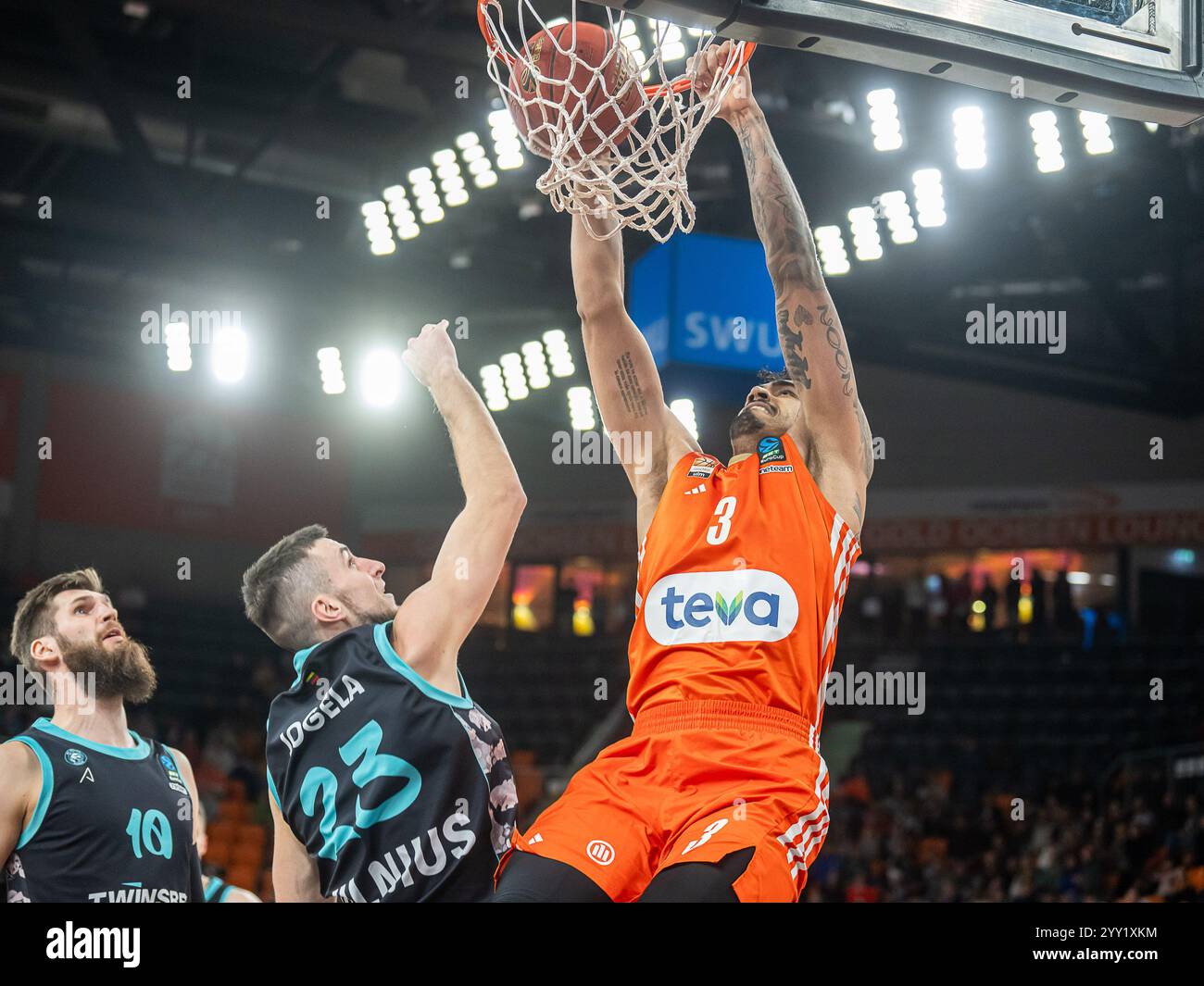 Marcio Santos (Ratiopharm Ulm, #03) beim Dunking, Ratiopharm Ulm vs ...