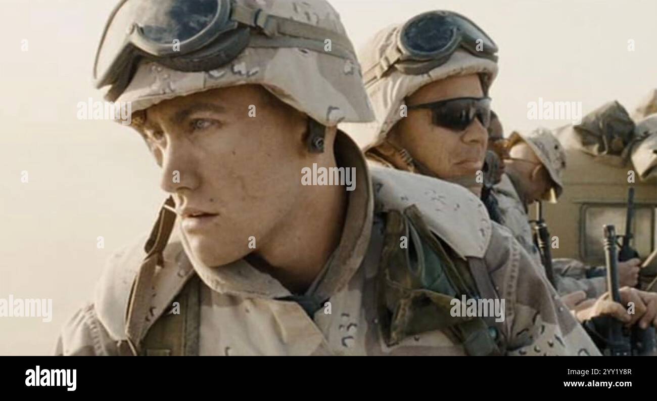 JARHEAD 2005 Universal Pictures film with Jake Gyllenhaal at left Stock ...