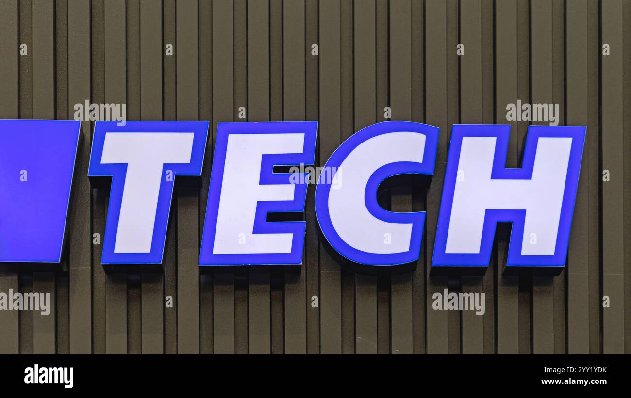 3d Sign Tech With Outline at Black Wall Technology Stock Photo - Alamy