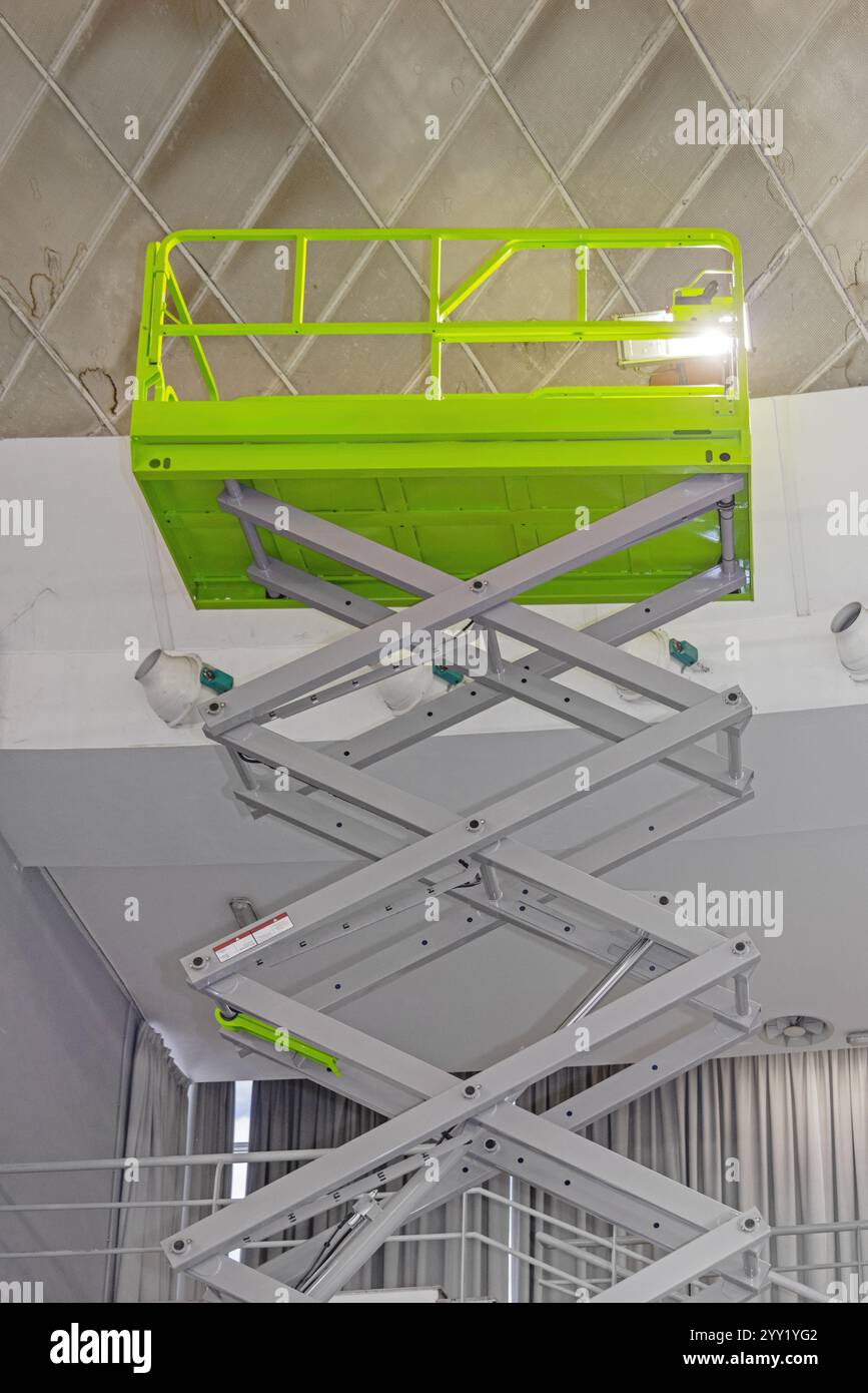 Mobile Scissor Lift Aerial Work Platform in Hall Stock Photo - Alamy