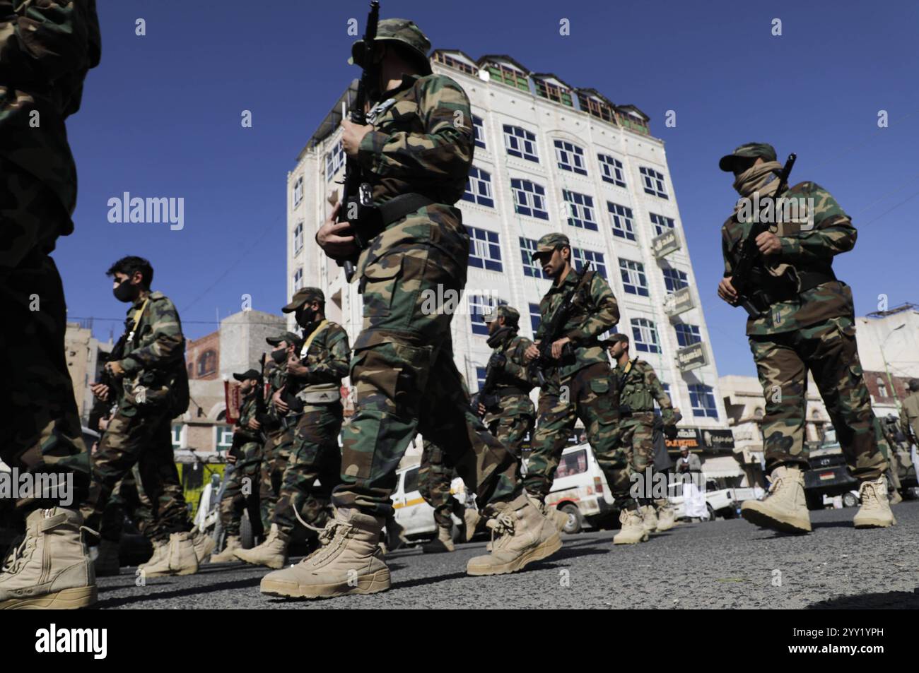 Houthi fighters parade in Sana a amid tensions with USA and Israel ...