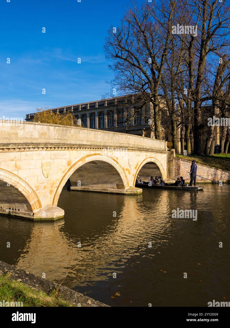 The Trinity Bridge, River Cam, Trinity College, University of Cambridge ...