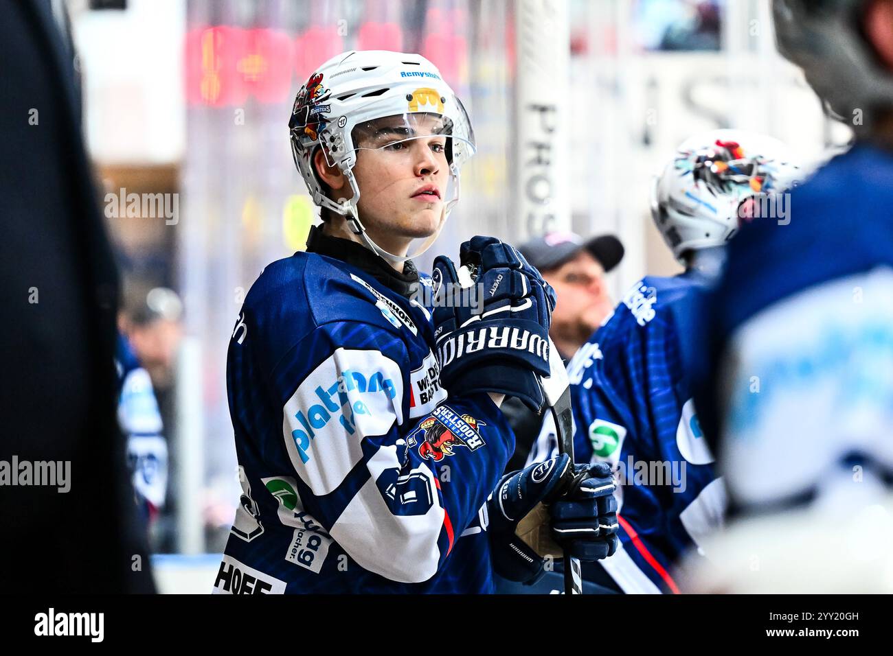 Marian Bauer (Iserlohn Roosters, #66), GER, Iserlohn Roosters vs ...