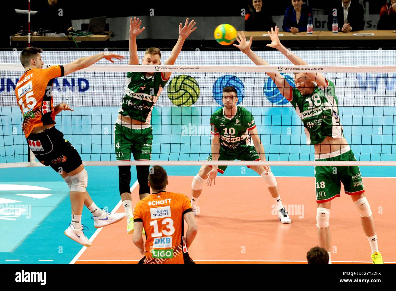 18.12.2024, Max-Schmeling-Halle, Berlin, DEU, CEV - Group A, BR Volleys ...