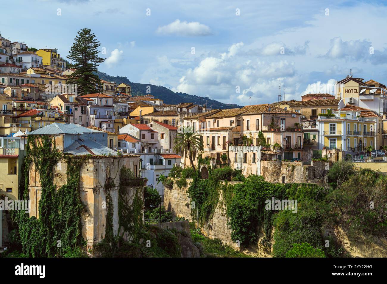Calabrian architecture hi-res stock photography and images - Alamy