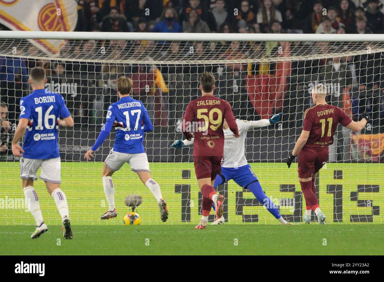 Rome, Italy. 18th Dec, 2024. Romaâ??s Artem Dovbyk goal 1-0 during the ...