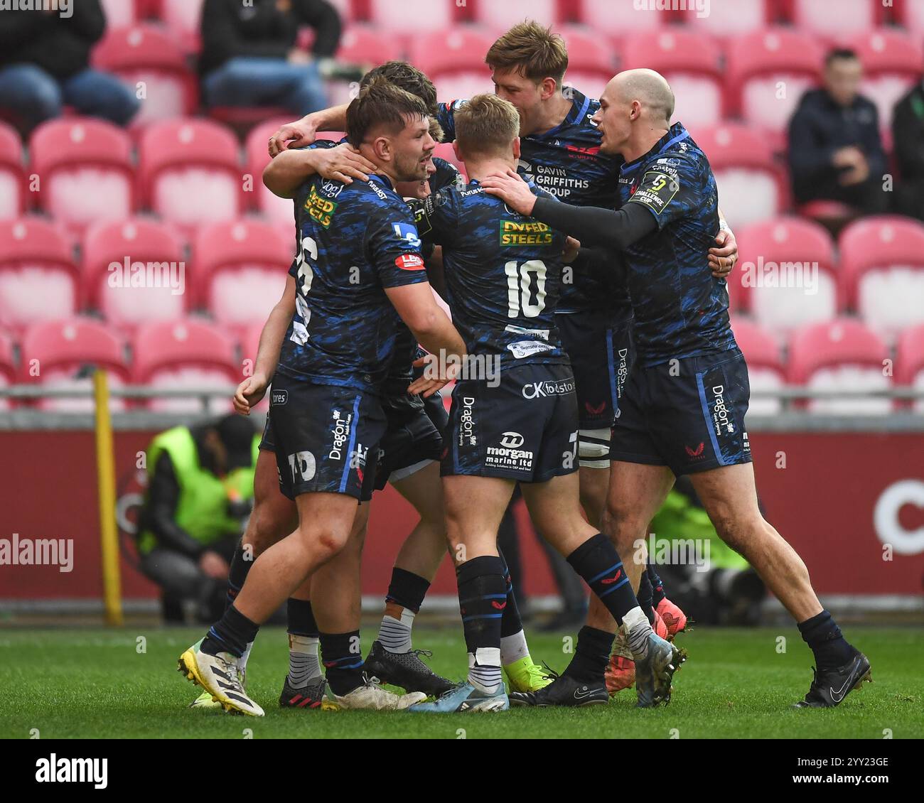 European Challenge Cup Scarlets v Black Lion Parc y Scarlets 15th ...