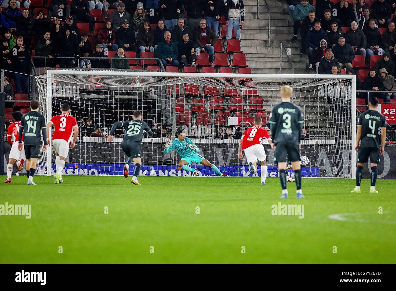 Alkmaar, Netherlands. 18th Dec, 2024. ALKMAAR - 18-12-2024, AFAS Stadium. Dutch cup Football ...