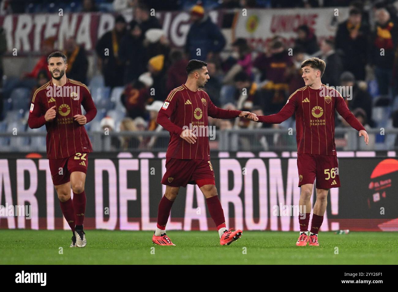 Alexis Saelemaekers of A.S. Roma celebrates the gol of Artem Dovbyk of ...