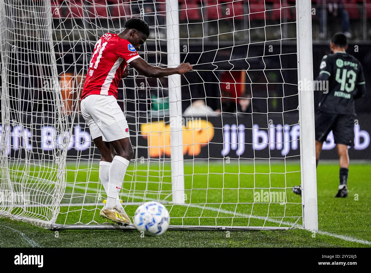 Alkmaar, Netherlands. 18th Dec, 2024. ALKMAAR, NETHERLANDS - DECEMBER 18: Ernest Poku of AZ ...