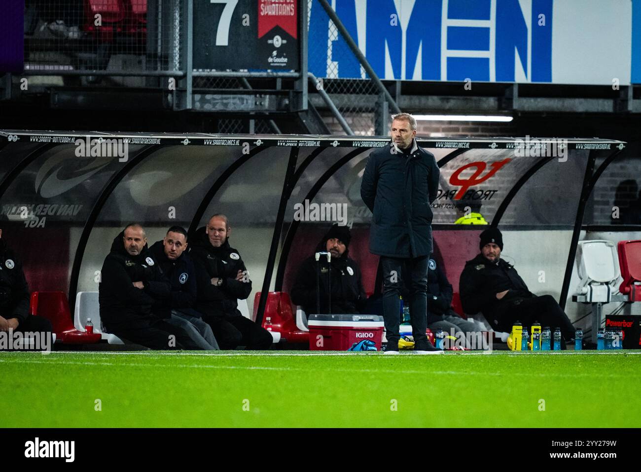 Rotterdam - Sparta Rotterdam assistent coach Jay Driessen, Teammanager ...
