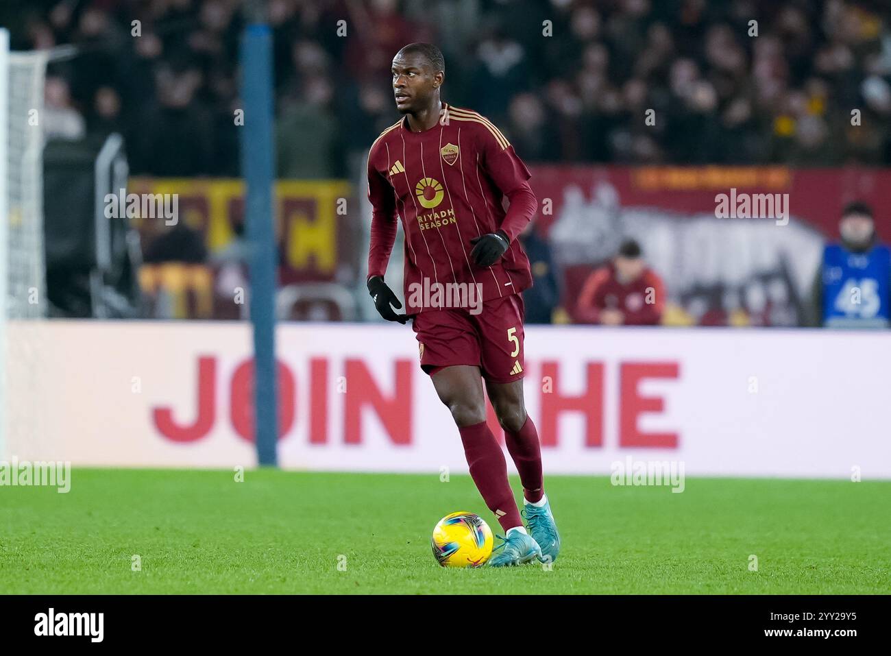 Rome, Italy. 18th Dec, 2024. Evan Ndicka of AS Roma during the Coppa ...