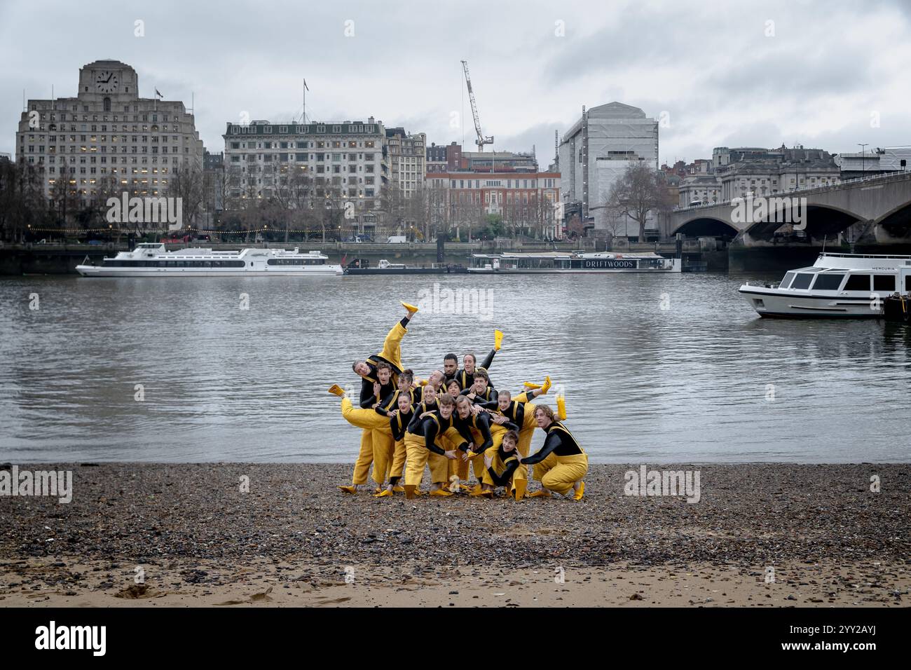 London, UK. 17th December 2024. Acrobatic performers from Australian ...