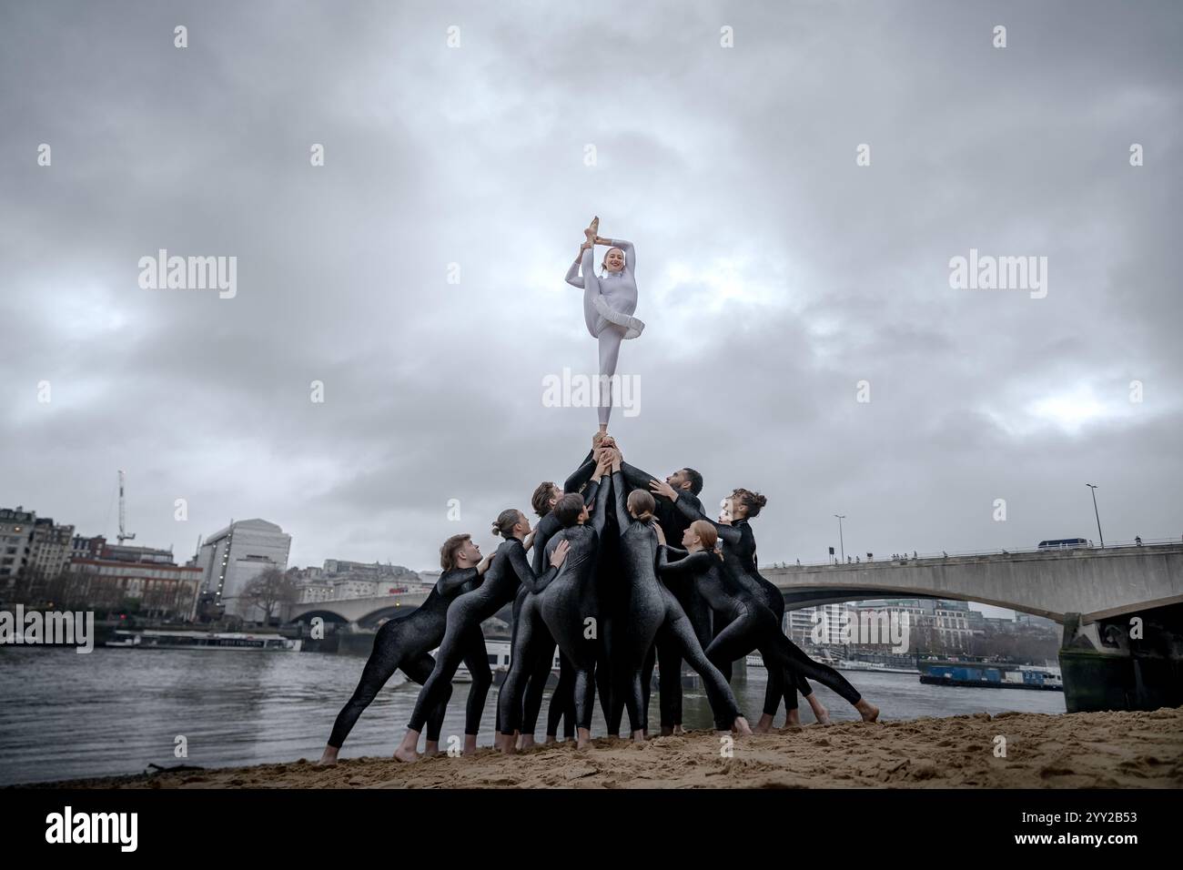 London, UK. 17th December 2024. Acrobatic performers from Australian ...