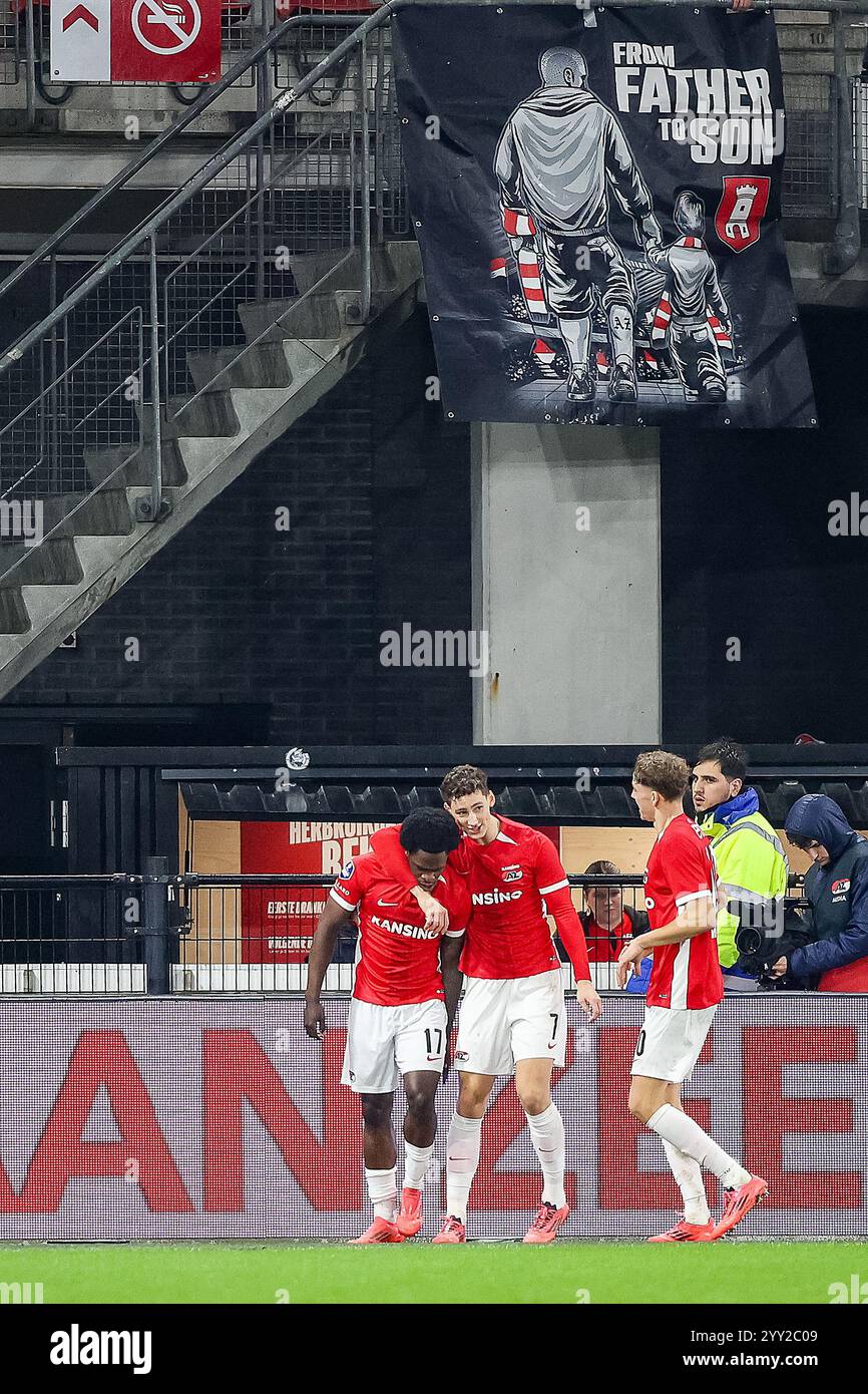 Alkmaar, Netherlands. 18th Dec, 2024. ALKMAAR - 18-12-2024, AFAS Stadium. Dutch cup Football ...