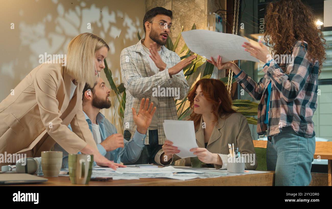 Freelance argue hi-res stock photography and images - Alamy