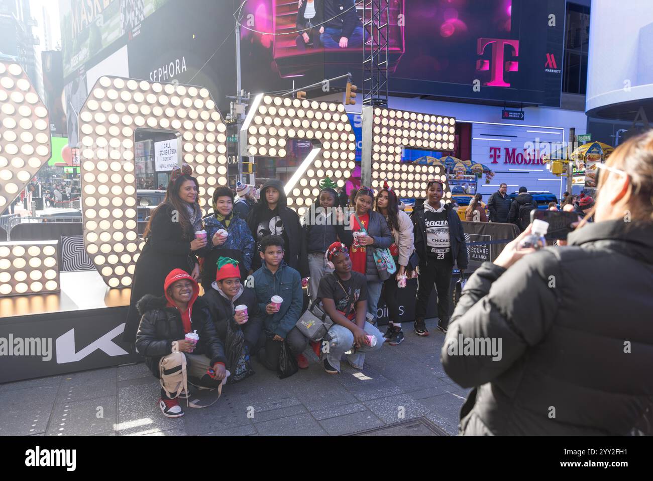 2025 new years eve numerals hi-res stock photography and images - Alamy