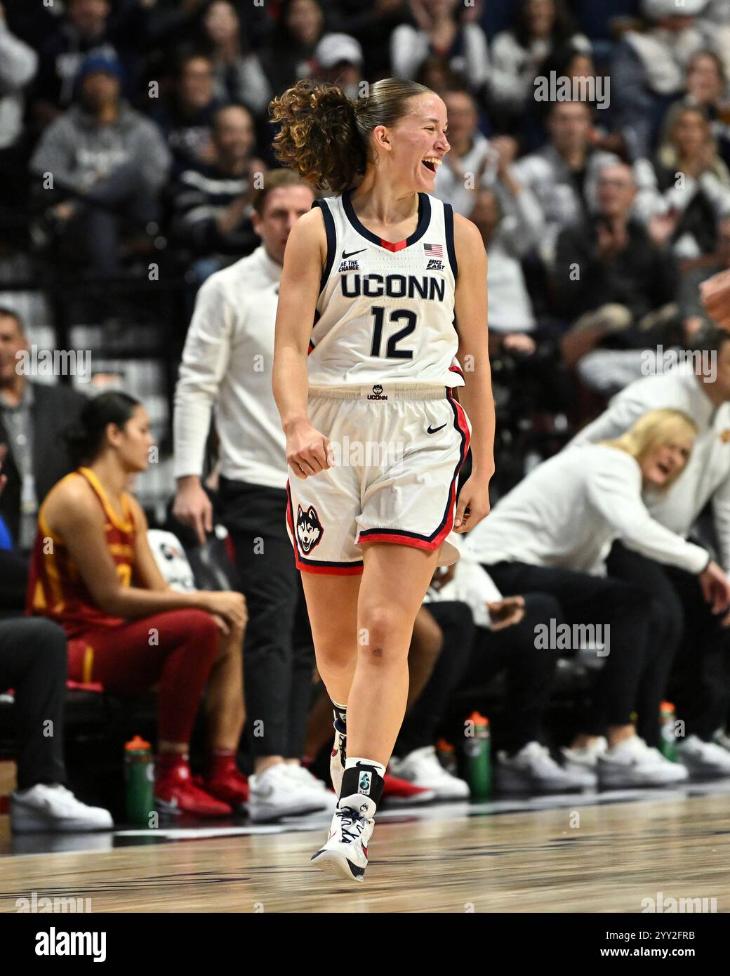 UNCASVILLE, CT - DECEMBER 17: UConn Huskies guard Ashlynn Shade (12 ...