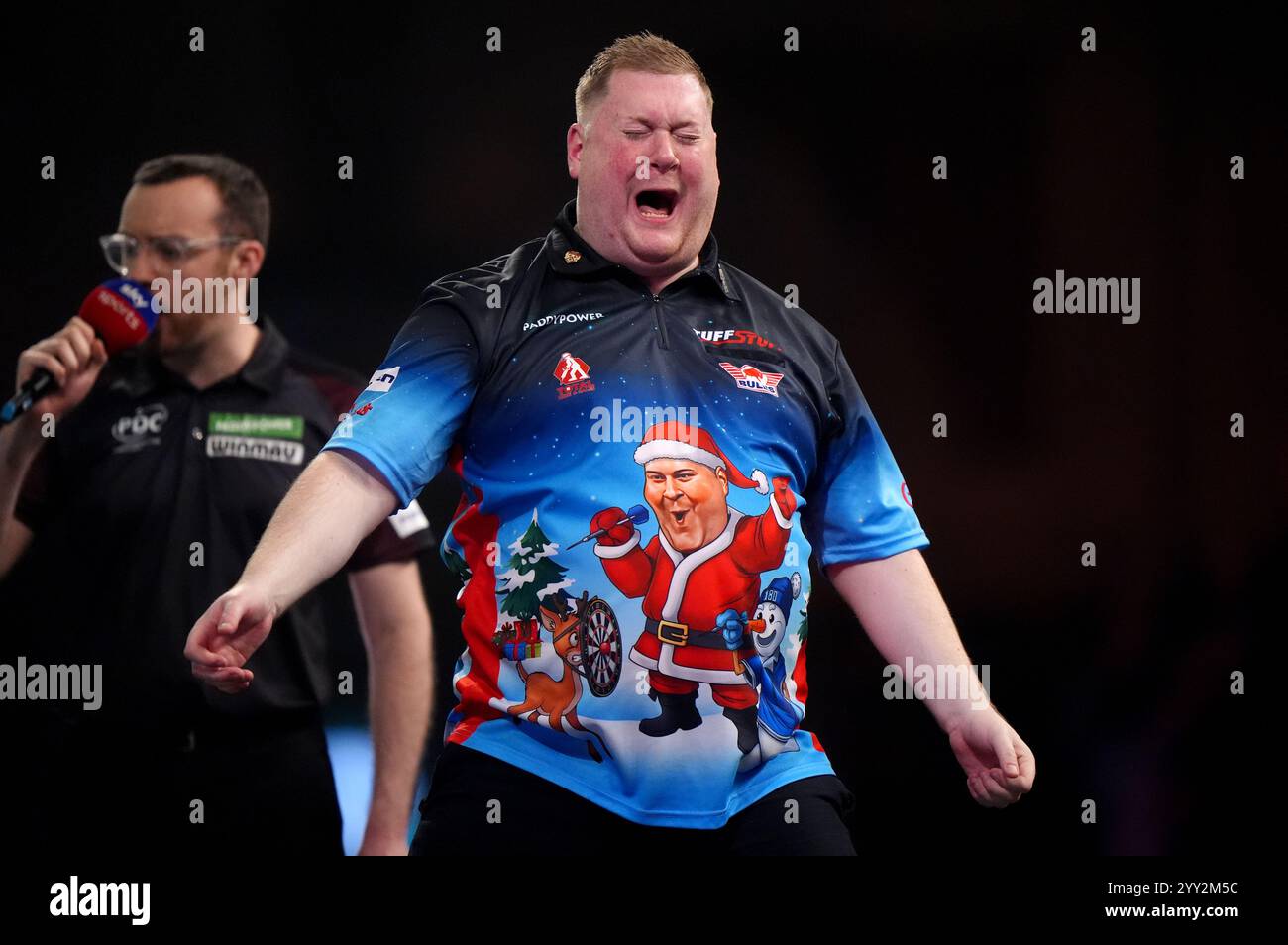 Ricky Evans celebrates winning his first round match against Gordon ...