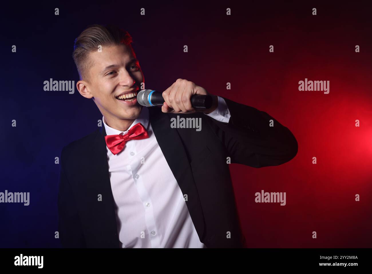 Male opera singer hi-res stock photography and images - Alamy