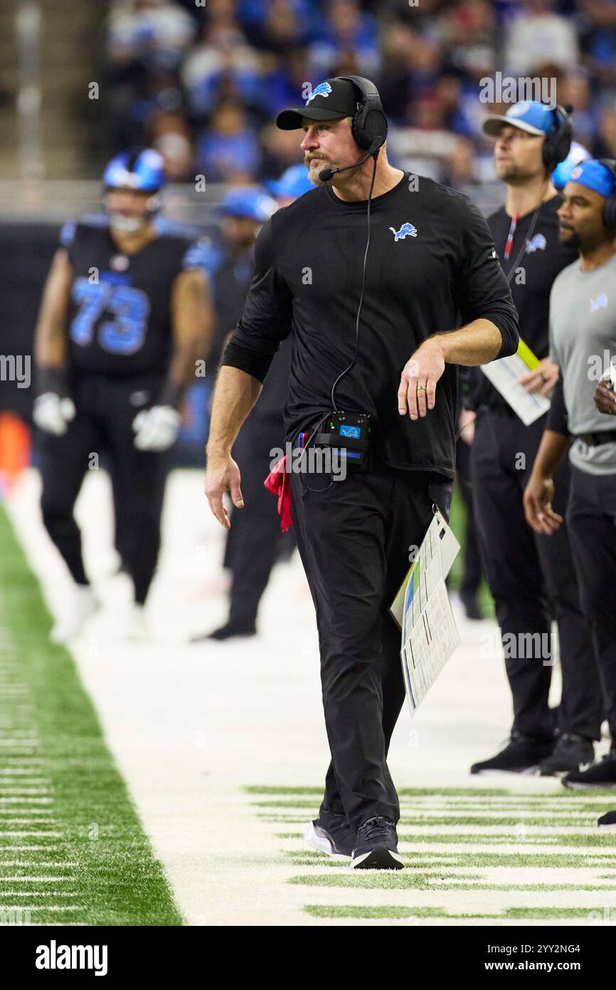 Detroit Lions head coach Dan Campbell on the sideline against Buffalo ...